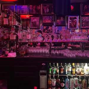 FROLIC ROOM - 280 Photos & 498 Reviews - 6245 Hollywood Blvd, Los ...