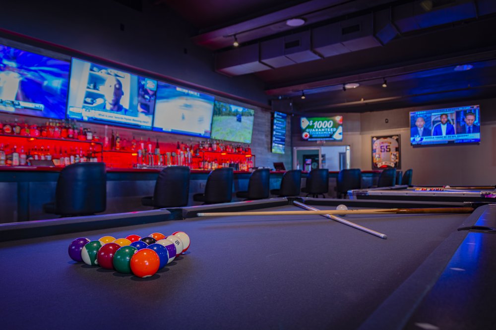 FLB SPORTS BAR - 53 Photos & 125 Reviews - 511 E Bidwell St, Folsom ...