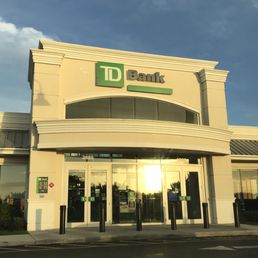 TD Bank - 16 Reviews - Banks & Credit Unions - 3885 NW 107th Ave, Miami ...