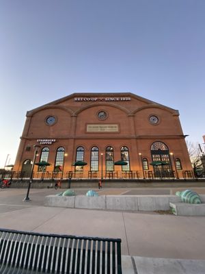 REI - 403 Photos & 458 Reviews - Hiking - 1416 Platte St, Denver, CO ...