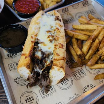 VERO CHICAGO PIZZA - Updated May 2025 - 176 Photos & 92 Reviews - 2855 ...