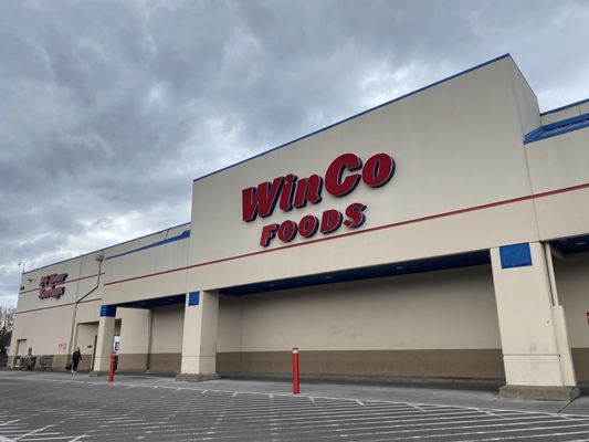 WINCO FOODS - Updated December 2025 - 51 Photos & 62 Reviews - 1950 NE ...