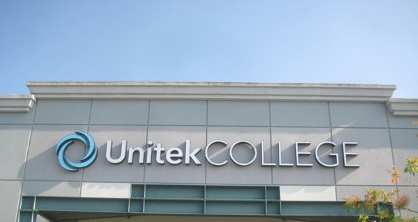 UNITEK COLLEGE SACRAMENTO CAMPUS - Updated October 2024 - 71 Photos ...