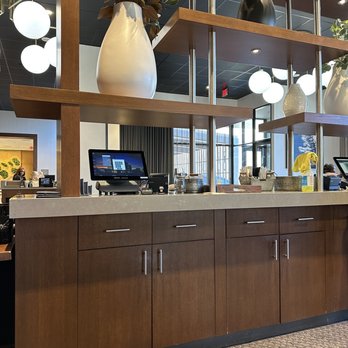 ESTELLE SOUTHERN TABLE - Updated November 2024 - 222 Photos & 73 ...