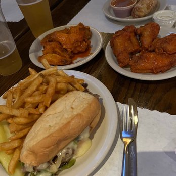 HOOLIGANS PUB & EATERY - Updated January 2026 - 55 Photos & 73 Reviews ...