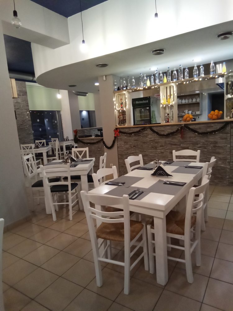 MIKINES ORIGINAL GREEK GRILL RESTAURANT - Nozownicza 14, Wrocław ...