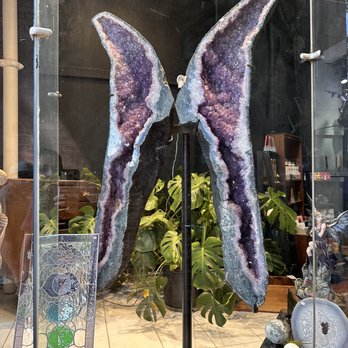 GREEN CAULDRON - Updated December 2025 - 28 Photos - 107 W Main St ...