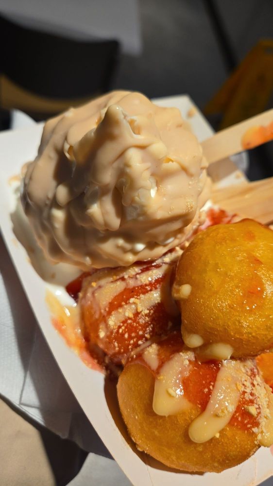 MR. PUFFS - Updated December 2025 - 14 Photos - 259 Morningside Avenue ...