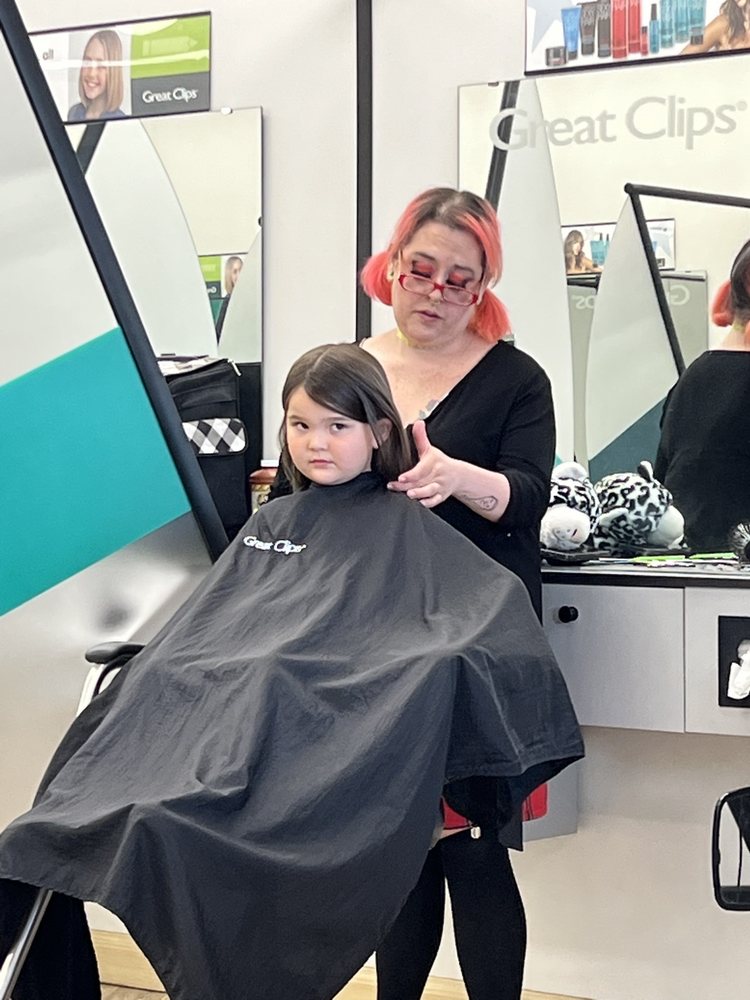 GREAT CLIPS - Updated May 2026 - 14 Reviews - 5041 Main St, Santa Fe ...