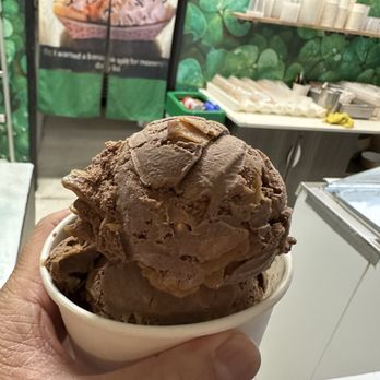 CLANCY’S ICE CREAM PARLOUR - Updated March 2026 - 875 Photos & 1098 ...