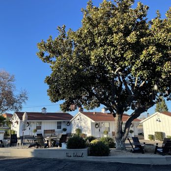 STABLES INN - Updated May 2025 - 122 Photos & 54 Reviews - 730 Spring ...