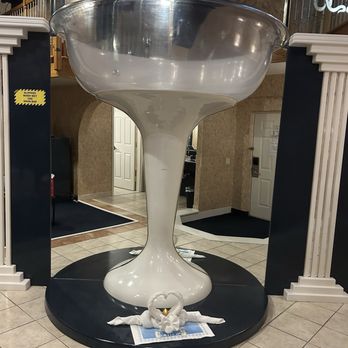 LOOP INN MOTEL - Updated December 2025 - 64 Photos & 50 Reviews - 1 ...