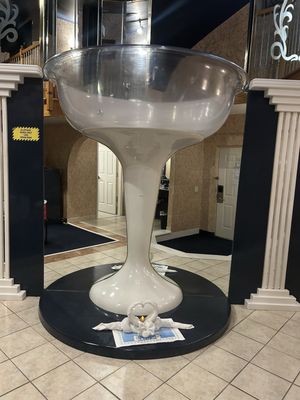 LOOP INN MOTEL - Updated October 2025 - 64 Photos & 49 Reviews - 1 ...