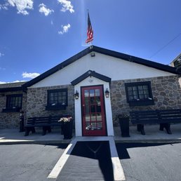 MAIN LINE TAVERN - Updated January 2026 - 20 Photos & 27 Reviews - 516 ...