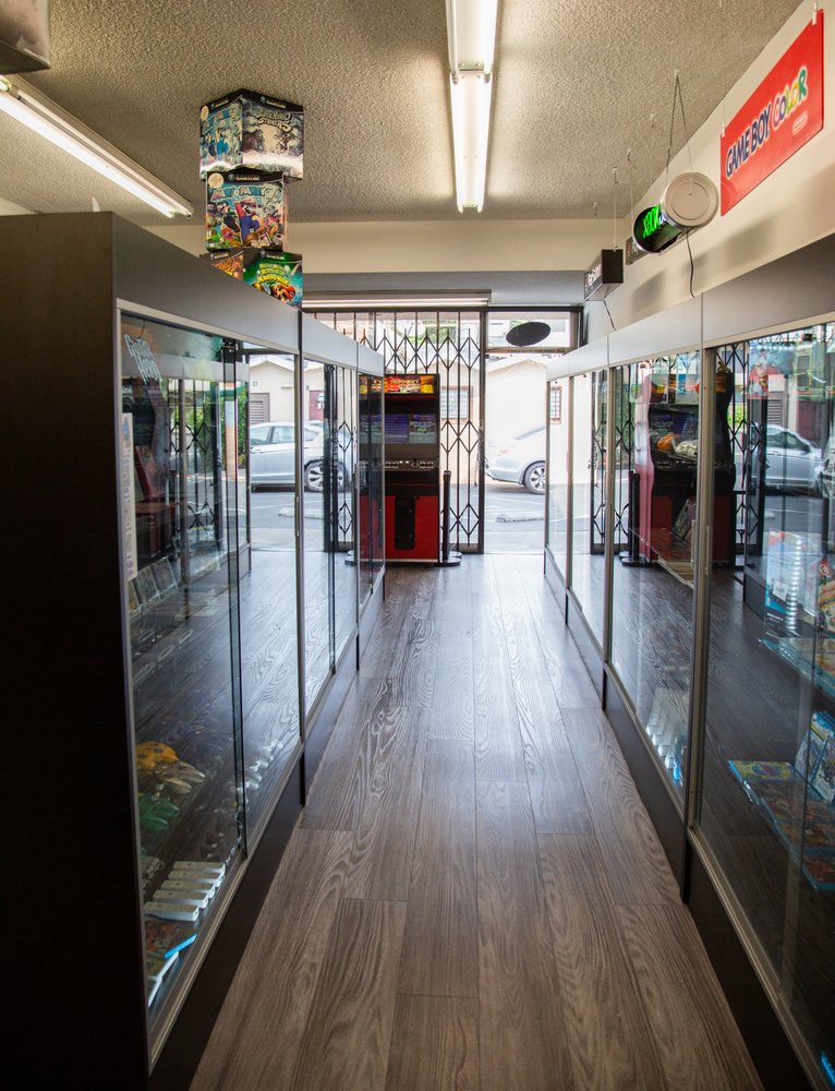 LA VIDEO GAMES - 28 Photos & 43 Reviews - 14836 Magnolia Blvd, Sherman ...