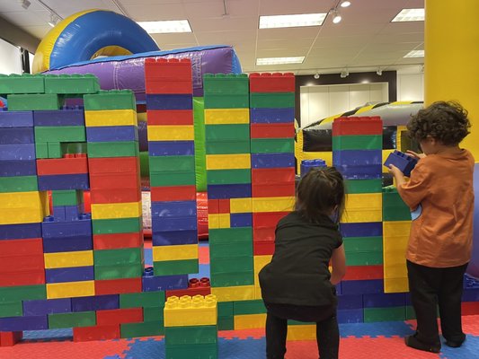 JUMPIFY - Updated June 2024 - 11 Reviews - 101 W Avenida Vista Hermosa ...