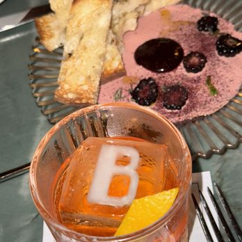 THE BENJAMIN HOLLYWOOD - Updated August 2024 - 117 Photos & 45 Reviews ...