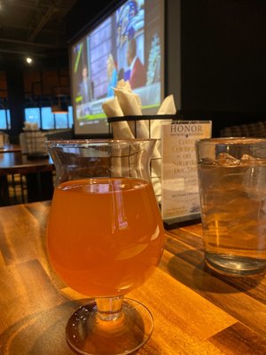 HONOR BREWING KITCHEN - 24 Photos & 60 Reviews - 11250 James Swart Cir ...