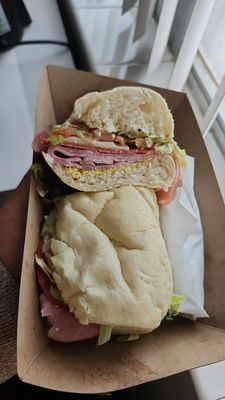 METRO DELI - Updated December 2025 - 128 Photos & 109 Reviews - 104 S ...