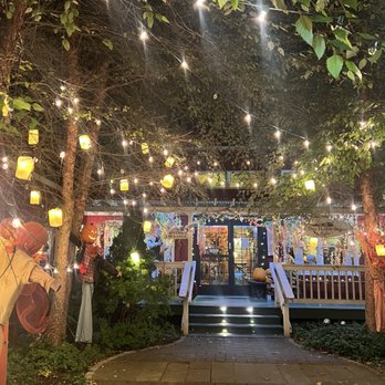 THE TREE HOUSE TAVERN & BISTRO - Updated March 2025 - 1826 Photos & 865 ...