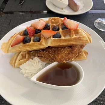 HAMPTONS - Updated October 2025 - 196 Photos & 160 Reviews - 33 N Main ...