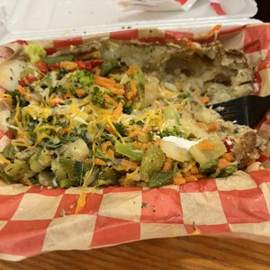 ONE SPUNKY SPUD 【33 Photos & 20 Reviews】 1000 Rivergate Pkwy ...