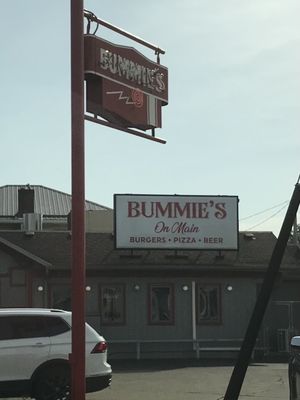 BUMMIE’S ON MAIN - 400 W Main St, Newark, Ohio - Burgers - Restaurant ...
