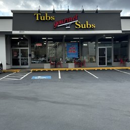 TUBS GOURMET SUBS - Updated October 2025 - 101 Photos & 107 Reviews ...