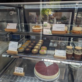 WARDA PATISSERIE - Updated June 2025 - 225 Photos & 74 Reviews - 70 ...