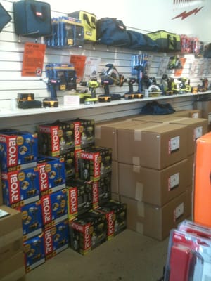 DIRECT TOOLS FACTORY OUTLET - Updated October 2025 - 300 Tanger Blvd ...