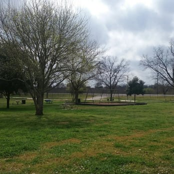 PICKRELL PARK - Updated September 2025 - 17 Photos - 200 Aero Ave ...