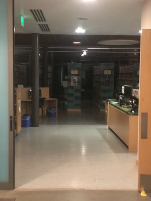 ORTEGA BRANCH LIBRARY - Updated September 2024 - 42 Photos & 52 Reviews ...