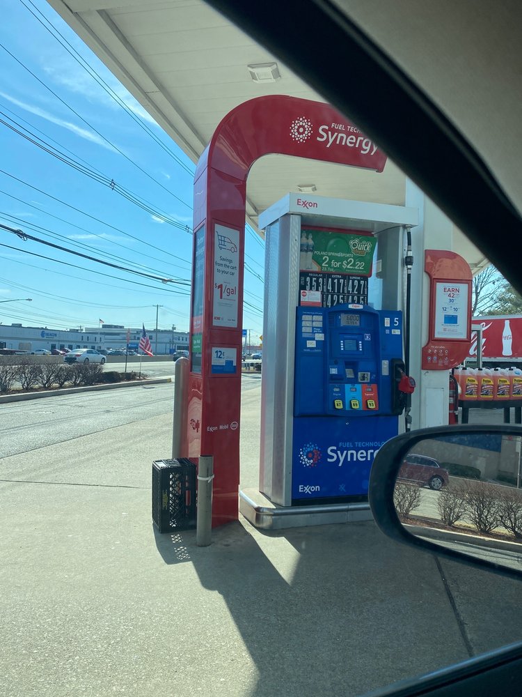 EXXON ON THE RUN - Updated October 2025 - 185 State Rt 17, East ...