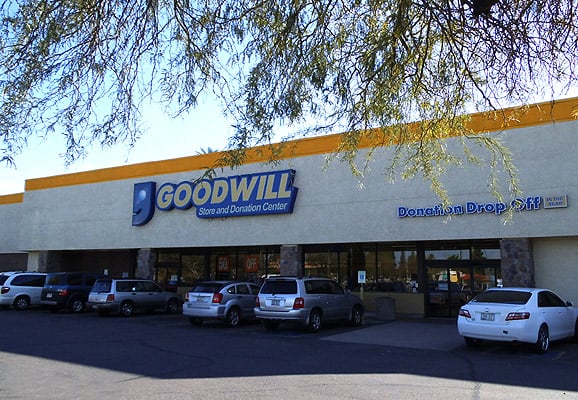 GOODWILL OF CENTRAL ARIZONA - 16 Photos & 16 Reviews - Community ...
