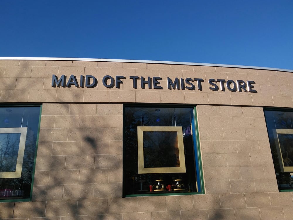 MAID OF THE MIST STORE - Souvenir Shops - Robert Moses Pkwy, Niagara ...