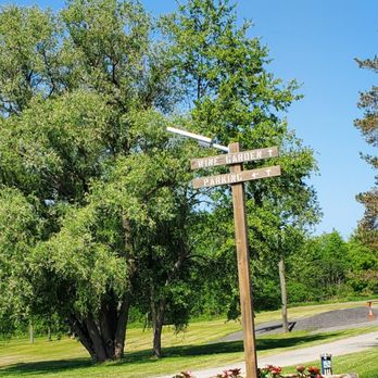 SPRING LAKE WINERY - Updated October 2025 - 219 Photos & 74 Reviews ...