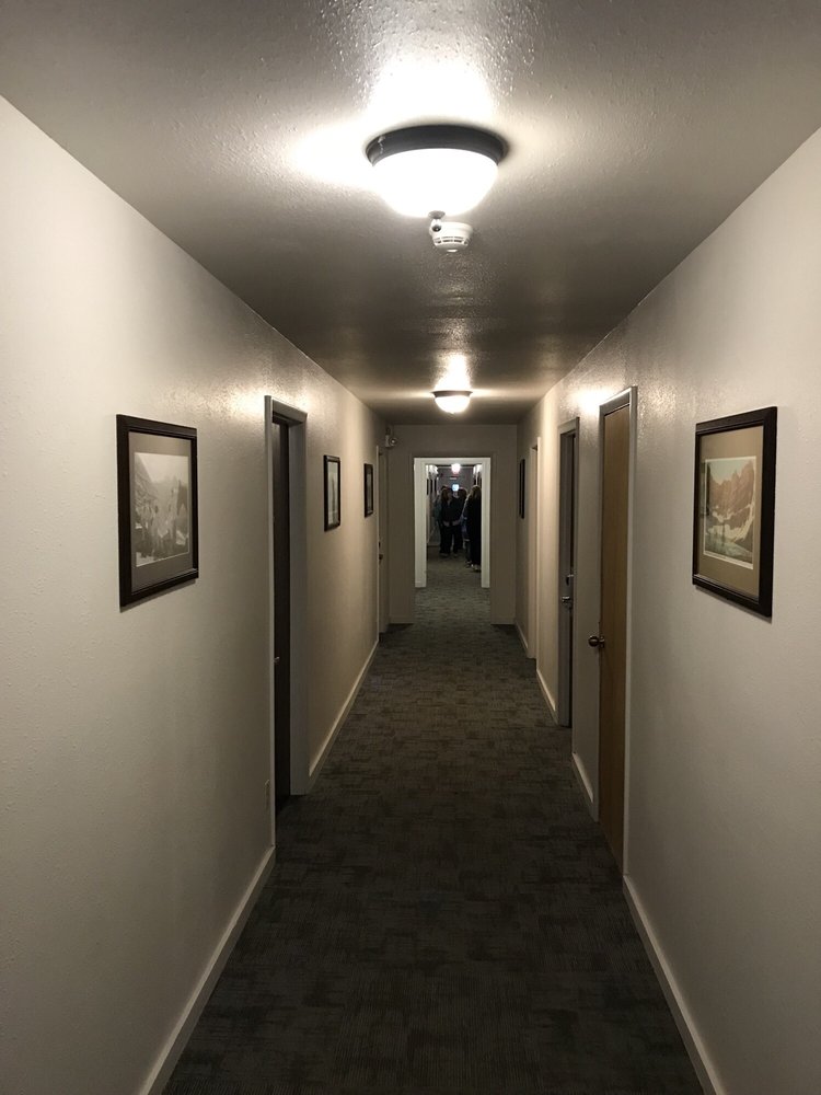 SWIFT CURRENT MOTOR INN - Updated August 2025 - 12 Photos - 3 Babb St ...