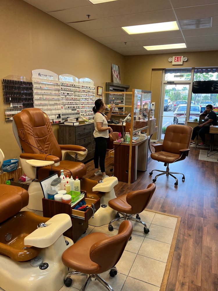 PRETTY NAILS - Updated March 2025 - 36 Photos & 62 Reviews - 2871 N ...