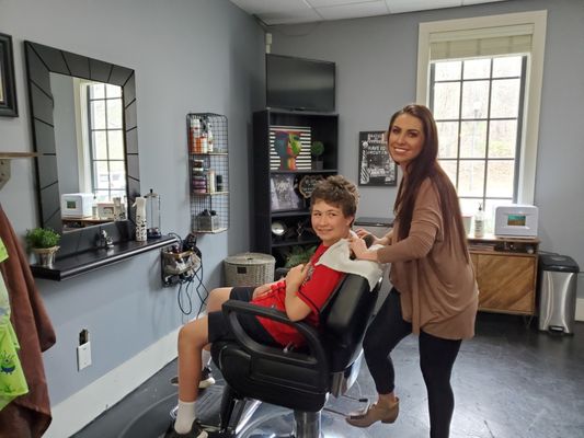 BECCA’S BARBER SHOP - Updated October 2025 - 23 Photos & 16 Reviews ...