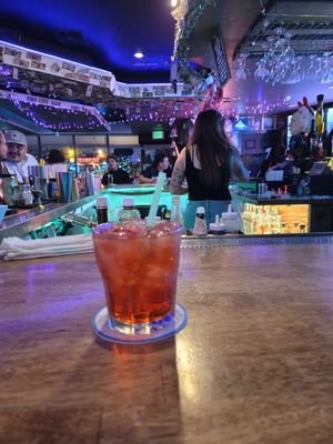 BURBANKS BITES AND BILLIARDS - Updated March 2026 - 64 Photos & 40 ...