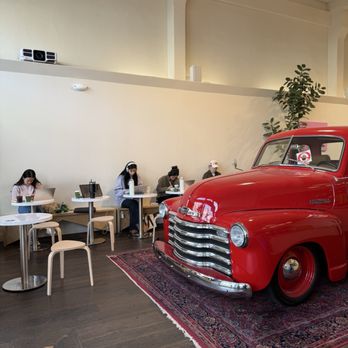 MOTORING COFFEE - Updated March 2025 - 385 Photos & 124 Reviews - 1525 ...