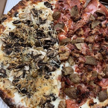 FIRST CLASS PIZZA - 374 Photos & 428 Reviews - 18671 Brookhurst St ...