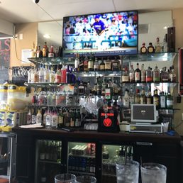 THE TAPROOM PUB AND GRUB - Updated August 2024 - 119 Photos & 223 ...