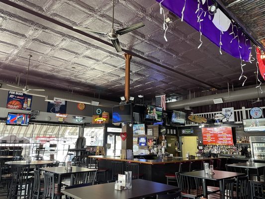 UNCLE JACK’S BAR & GRILL - Updated November 2025 - 45 Photos & 53 ...