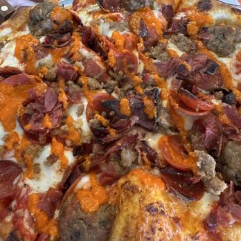 SHIN DIG - Updated June 2025 - 243 Photos & 68 Reviews - 1351 Roosevelt ...