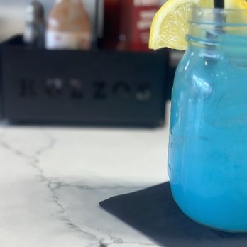 KUZZOS CHICKEN & WAFFLES - Updated January 2026 - 703 Photos & 838 ...