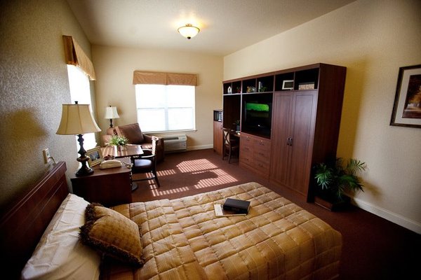 LAKEWOOD POST ACUTE AND REHABILITATION - Updated January 2026 - 16 ...