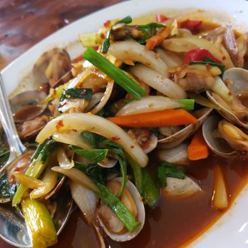 RED ELEPHANT THAI CUISINE - 532 Photos & 220 Reviews - 3196 Waialae Ave ...