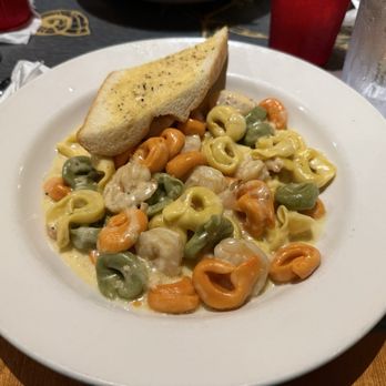 SHELLS SEAFOOD - BRANDON - Updated October 2025 - 467 Photos & 608 ...