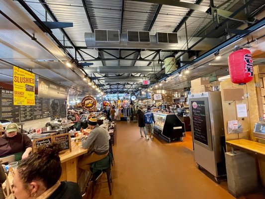 FOLTZ FAMILY MARKET - Updated December 2025 - 102 Photos & 69 Reviews ...